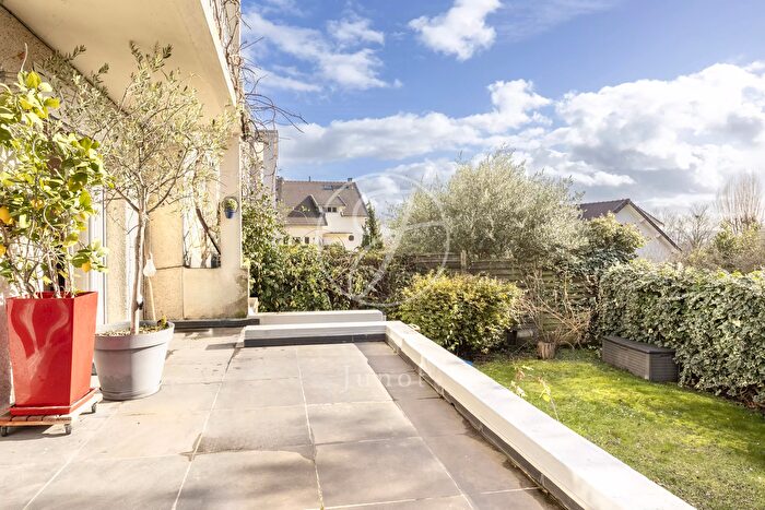 Maison à vendre - Suresnes, Plateau Ouest - 7 pièces - 4 chambres