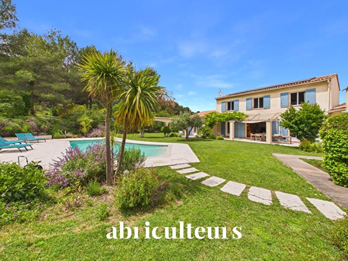 Rognes - Maison 8 pièces à vendre