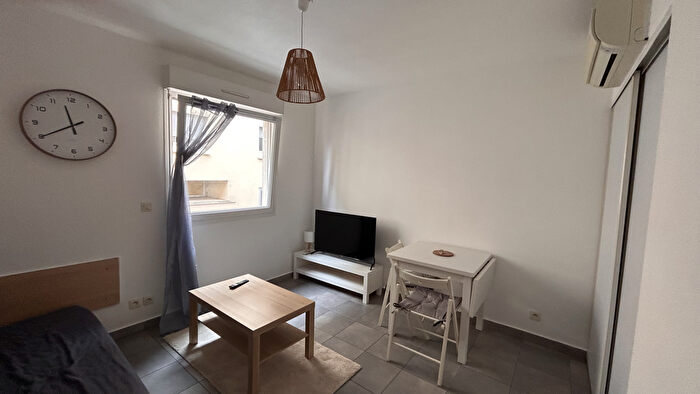 Appartement à louer - Toulon, Saint-Jean du Var - 1 pièce
