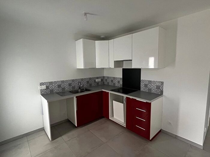 Saint-Morillon : Maison 3 pièces à louer