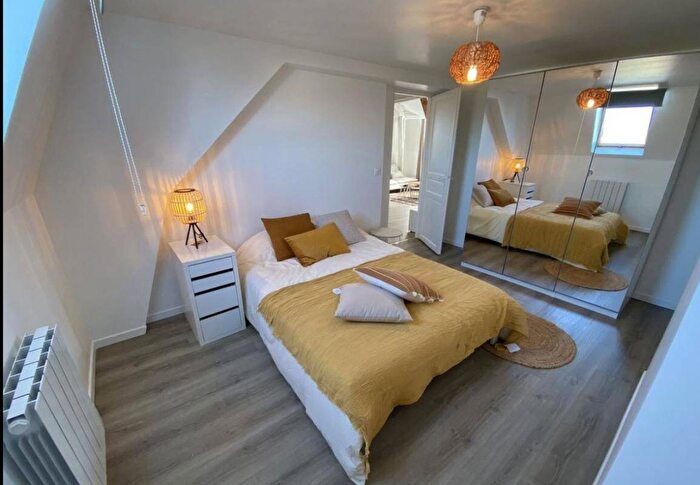 Appartement à louer - Centre, Melun - 1 pièce