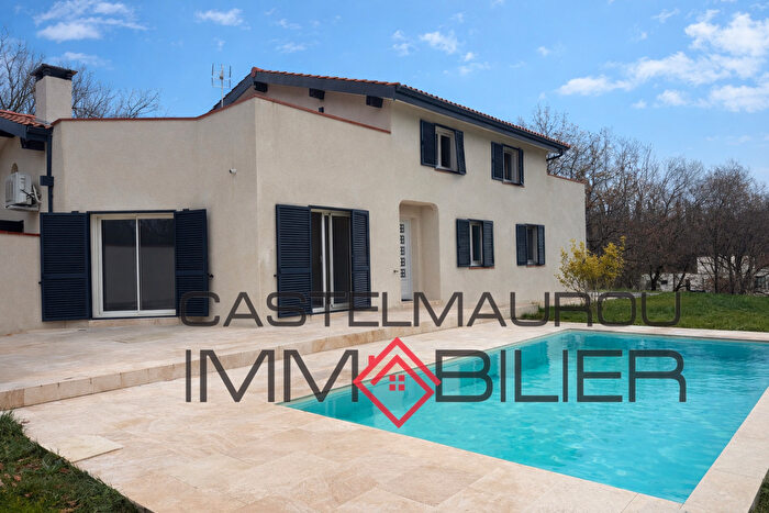 Maison à louer - Rouffiac-Tolosan - 6 pièces - 5 chambres