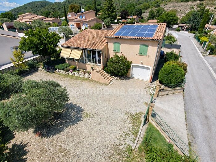 Maison 4 pièces à vendre à Malijai
