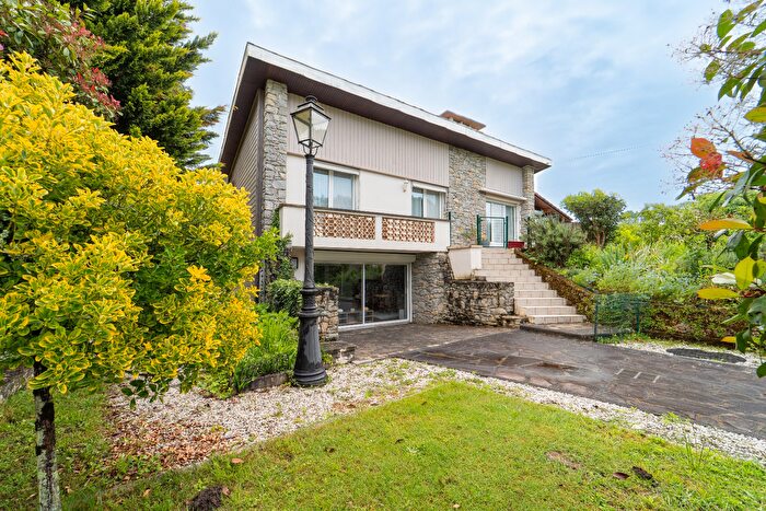 Maison 6 pièces à vendre à Saint-Pierre-du-Mont