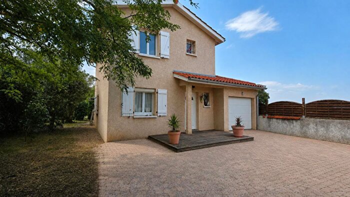 Maison 5 pièces à vendre à Saint-Jean-d'Ardières