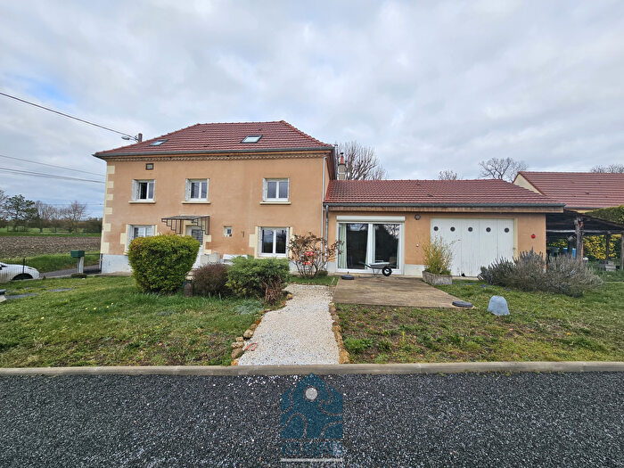 Maison à vendre - Effiat - 7 pièces - 4 chambres