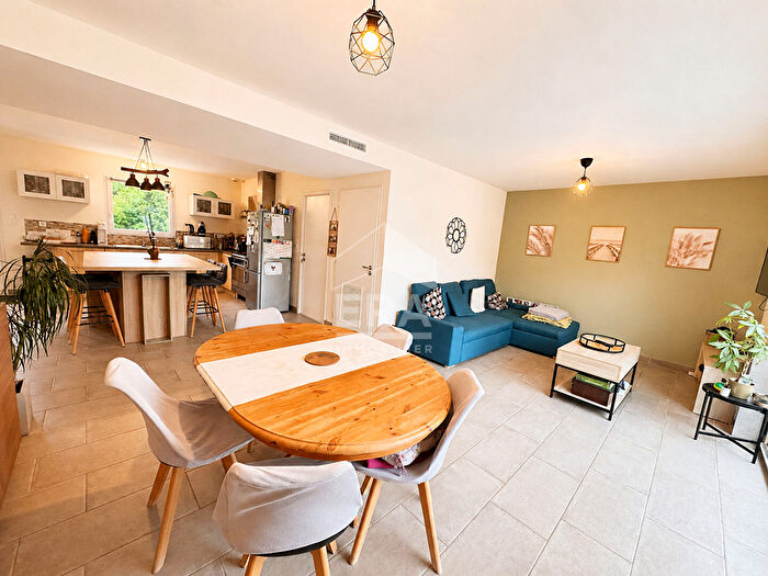 Maison 4 pièces à vendre à Mombrier