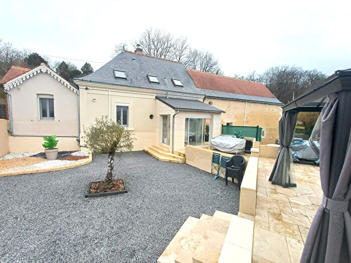 Maison à vendre - Savonnières - 8 pièces - 5 chambres