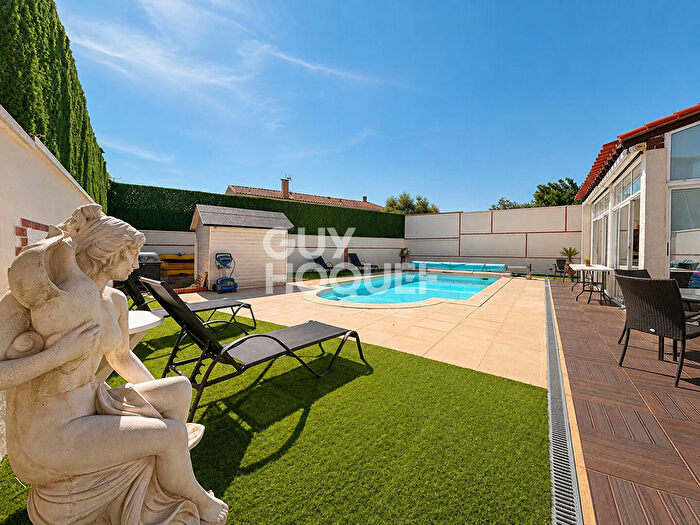 Maison 6 pièces à Villeneuve-de-la-Raho, à vendre