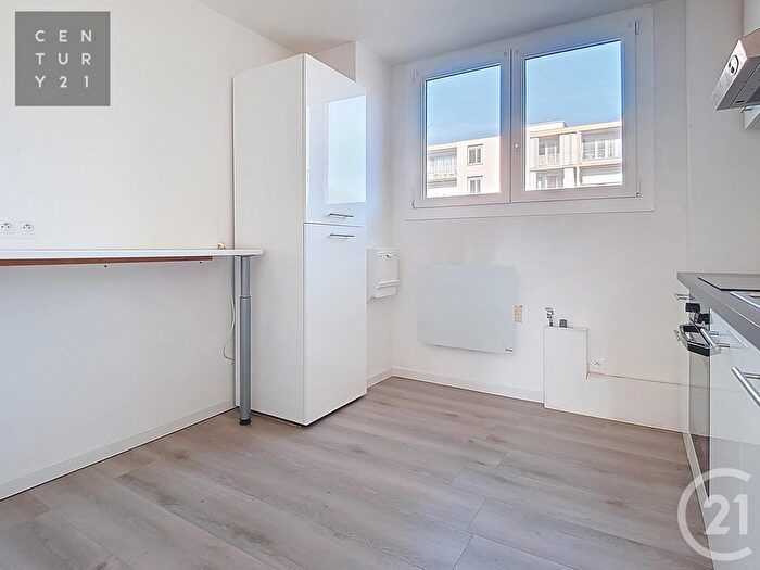 Appartement à vendre - Troyes, Ecrevolles - 3 pièces - 2 chambres