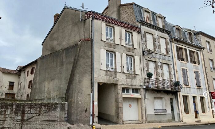 Maison à vendre - Bellac - 8 pièces - 2 chambres