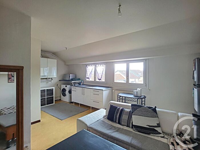 Saint-Max : Appartement 2 pièces à louer