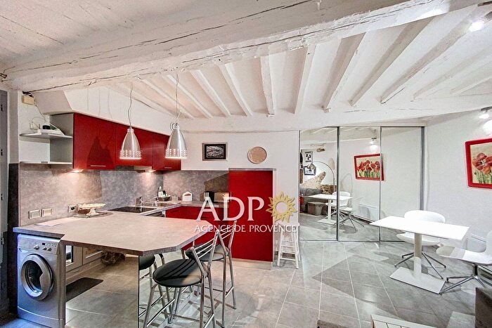 Appartement à louer - Le Bar-sur-Loup - 2 pièces - 1 chambre