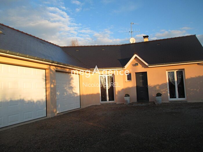 Maison à vendre - La Chapelle-Rainsouin - 7 pièces - 4 chambres