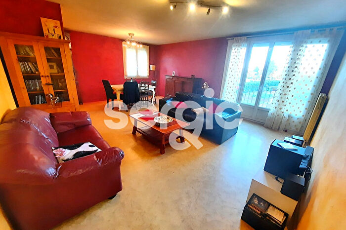 Appartement à vendre - Saint-Jean-de-la-Ruelle, Charles Beauhaire, Paul Doumer, Mairie - 4 pièces - 2 chambres