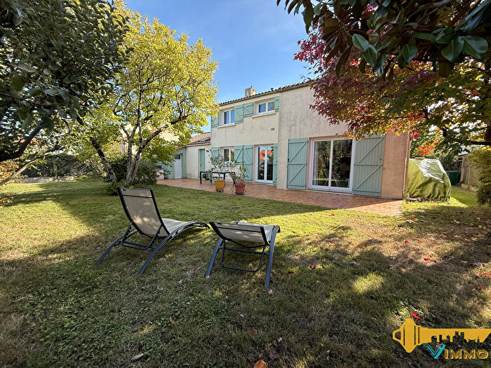 Maison à vendre - Saint-Sébastien-sur-Loire, Est - 6 pièces - 5 chambres