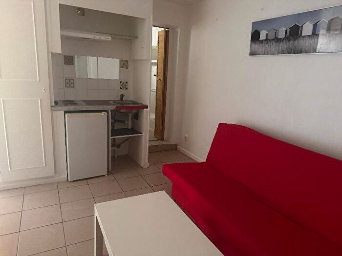 Bordeaux, Saint-Christoly : Appartement 1 pièce à louer