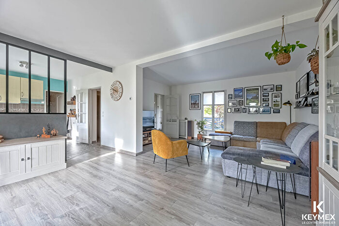 Maison 6 pièces à Champagne-sur-Oise, à vendre