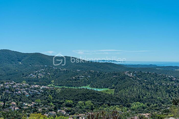 La Londe-les-Maures, Valcros, Alicastre, Haut Pansard, Bas Pansard, Le Pin : Maison 6 pièces à vendre