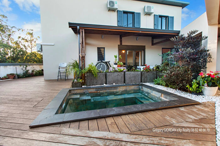 Maison à vendre - Saint-Pierre, Mont Vert les Hauts, Bérive, Les Chênes - 4 pièces - 3 chambres