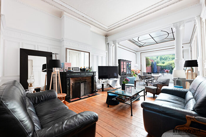 Roubaix - Maison 8 pièces à vendre