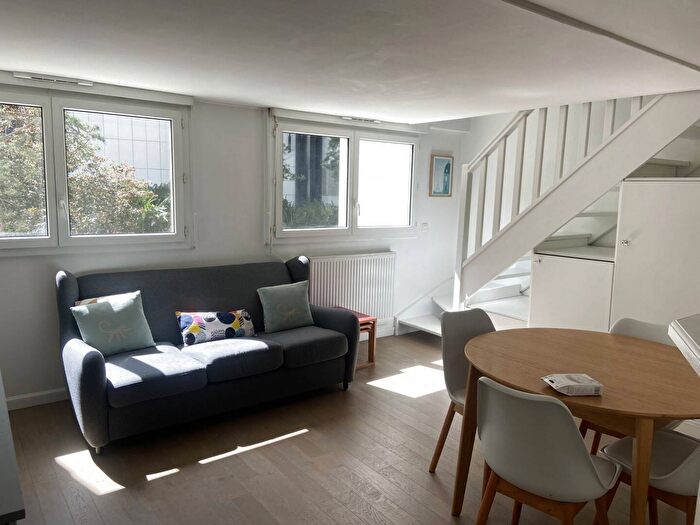Faubourg de lArche, Courbevoie : Appartement 2 pièces à louer