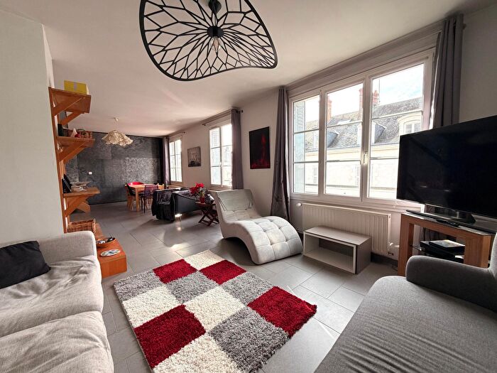 Appartement 5 pièces à vendre à Orléans, Dunois, Châteaudun