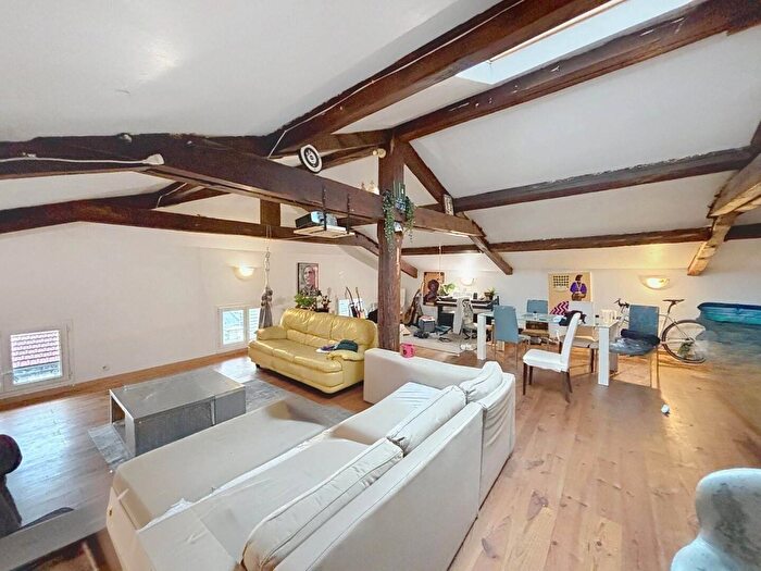 Appartement 5 pièces à louer à Bordeaux Sud