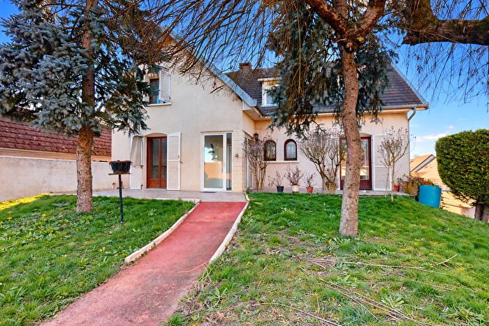 Maison à vendre - Aiserey - 7 pièces - 5 chambres