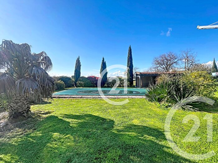 Maison à vendre - Magrin - 11 pièces - 5 chambres