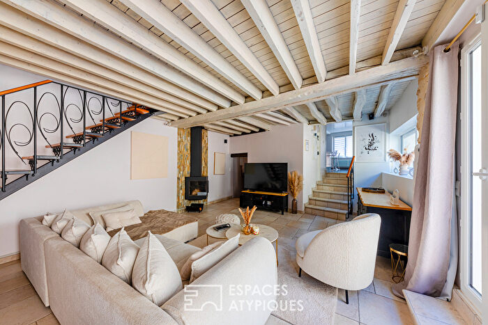 Maison à vendre - Mantes-la-Ville, Centre-ville - 6 pièces - 4 chambres