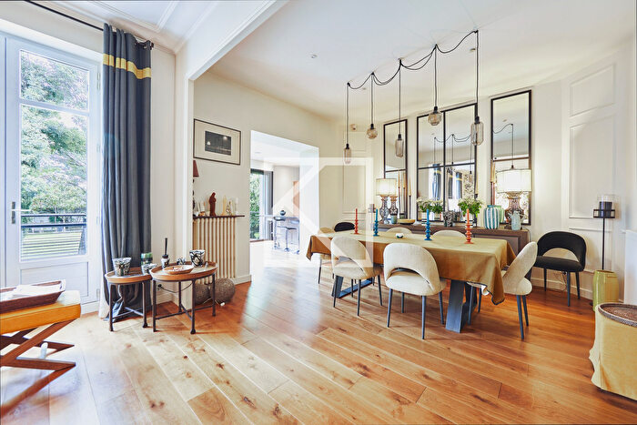 Maison à vendre - Nantes - 10 pièces - 5 chambres