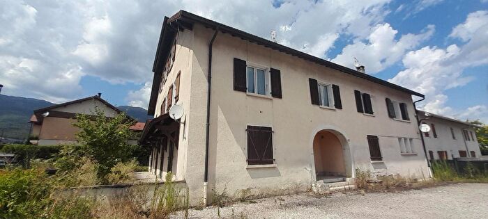 Appartement à vendre - Saint-Jean-de-Gonville - 4 pièces - 3 chambres