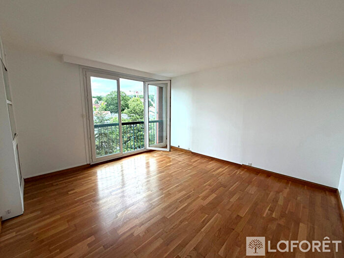 Appartement 3 pièces à louer - Chaville, Doisu