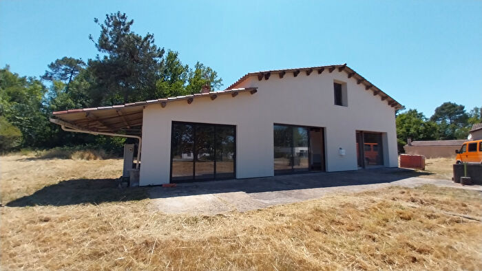 Maison à vendre - Coursac - 9 pièces - 4 chambres