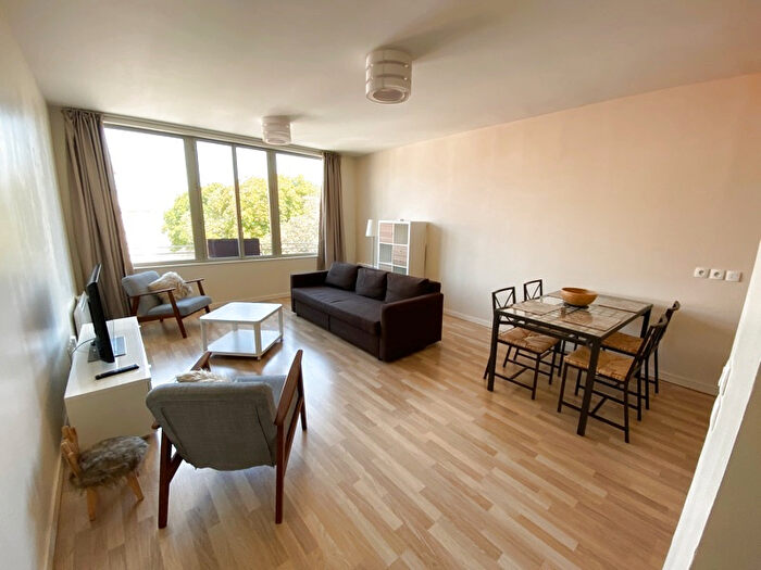 Appartement à louer - Bordeaux, Victor Hugo - 2 pièces - 1 chambre