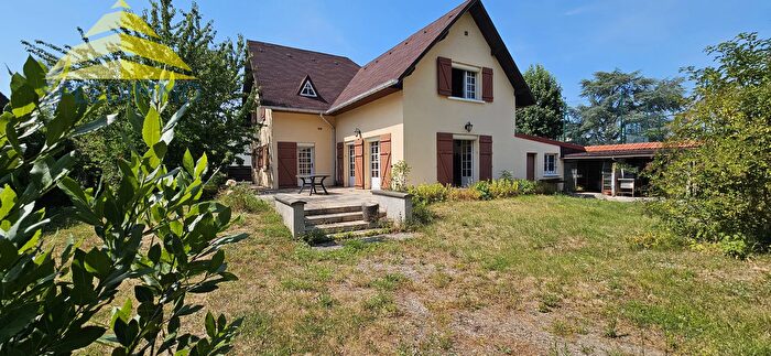Mandres-les-Roses : Maison 6 pièces à vendre