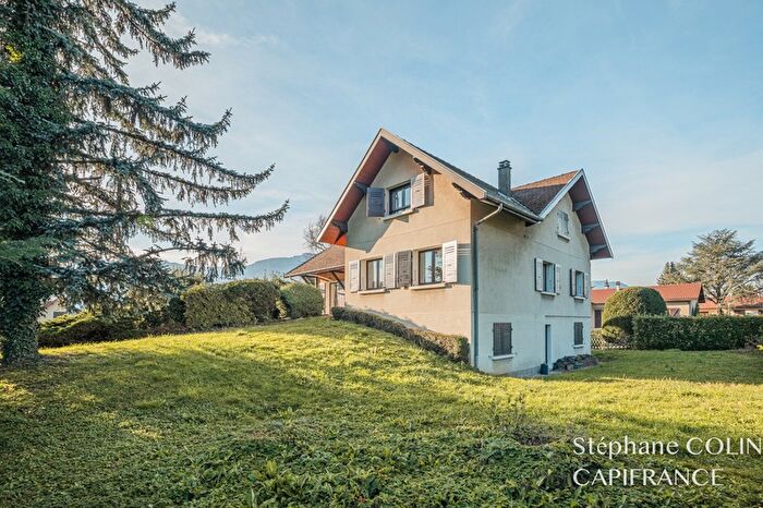 Maison à vendre - Eybens - 8 pièces - 6 chambres