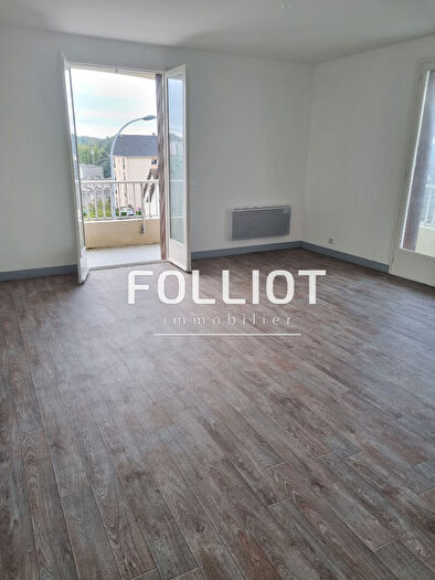 Appartement à louer - Saint-Lô, Est - 3 pièces - 2 chambres