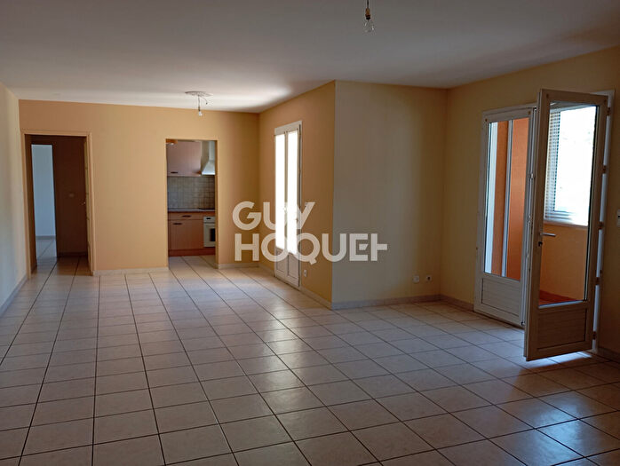 Appartement à louer - Carpentras, Sud - 3 pièces - 2 chambres