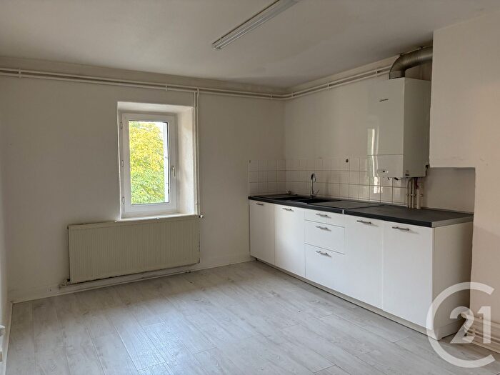Appartement 2 pièces à Bourg-Argental, à louer