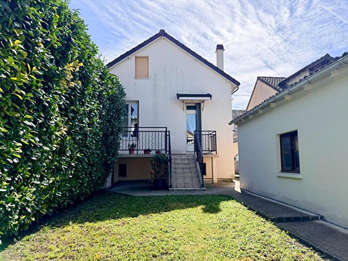 Garges-lès-Gonesse, La Lutece - Maison 4 pièces à vendre