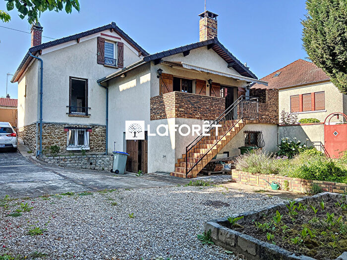 Choisy-le-Roi, Centre-ville, Parc Prairie, Hautes Bornes : Maison 6 pièces à vendre