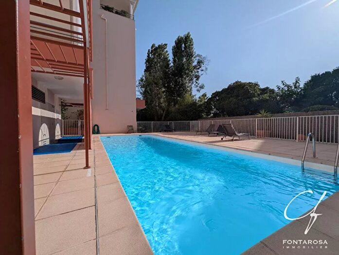 Appartement 4 pièces à vendre à Saint-Raphaël, Les Arênes