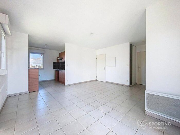 Appartement à louer - Masseube - 3 pièces - 2 chambres