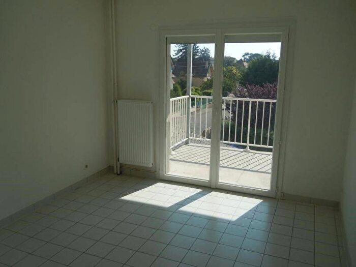 Heritan-Neuf Cles, Mâcon - Appartement 4 pièces à louer