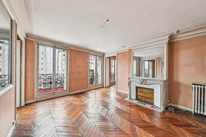 Appartement à vendre - Paris e , Clichy, Trinité - 5 pièces - 3 chambres