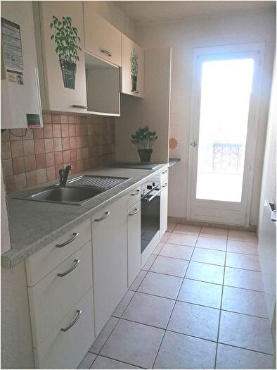 Appartement à louer - Perpignan, Moulin-à-Vent, Vertefeuille - 2 pièces - 1 chambre
