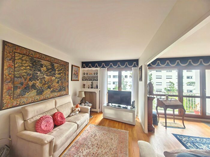 Appartement 3 pièces à Paris 19ème, Danube, à vendre