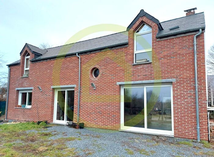 Maison à vendre - Obies - 6 pièces - 4 chambres